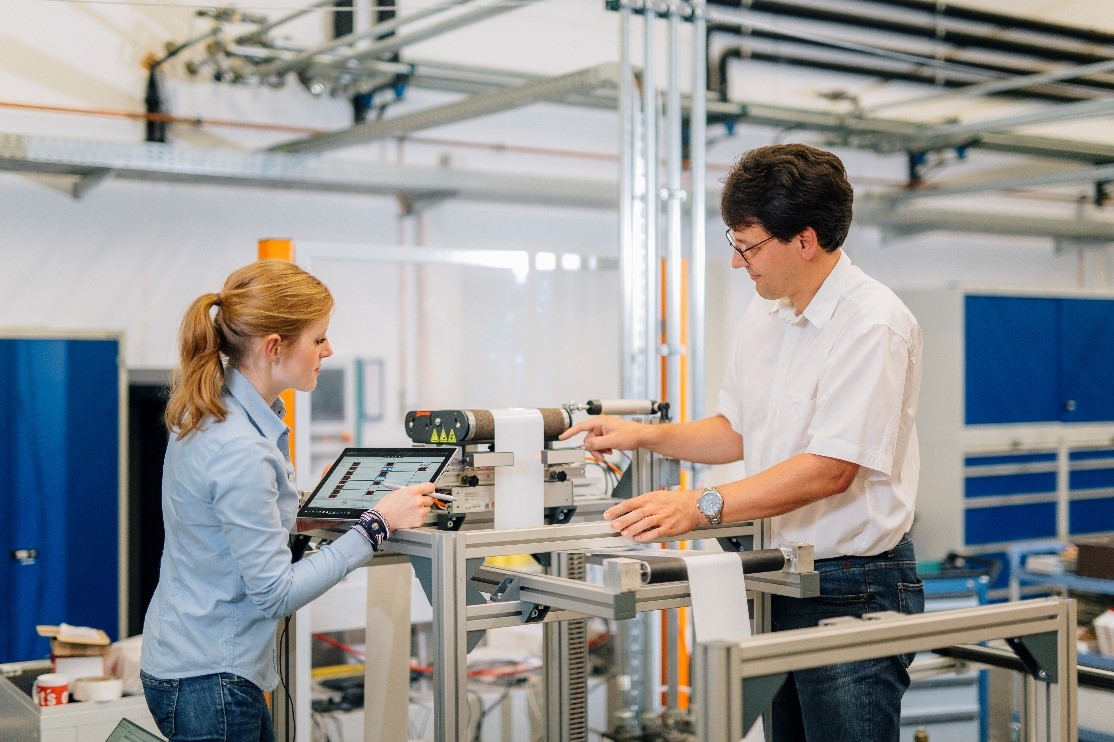 MoSyS: Agilität, modellbasierte Architekturentwicklung und Digital ...